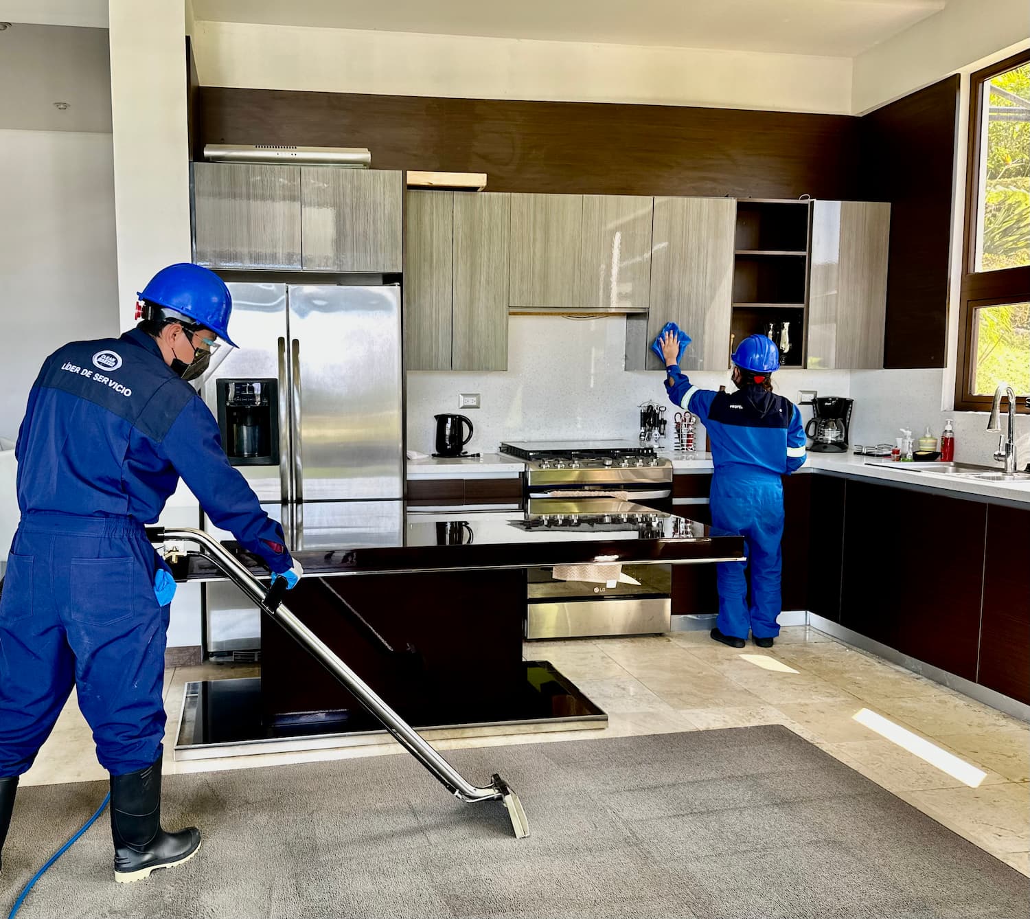 Servicios de limpieza industrial - Clean Master